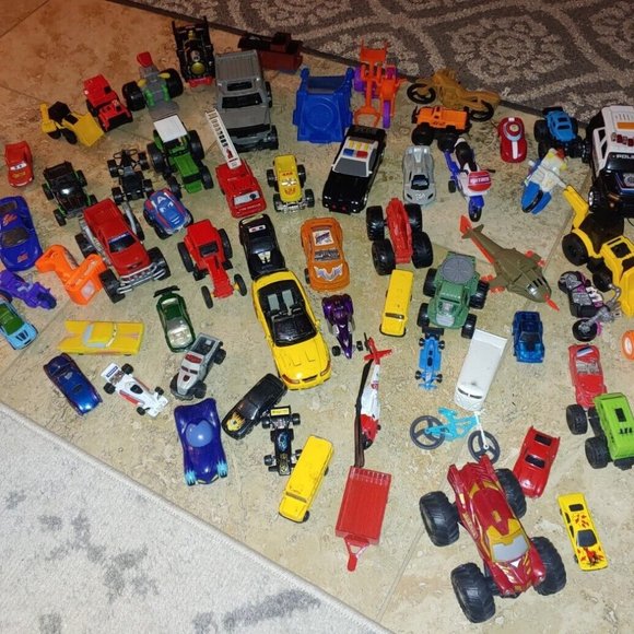 Hot Wheels | Toys | Lot Of 68 Used Toy Cars Matchbox Hot Wheels Vintage ...